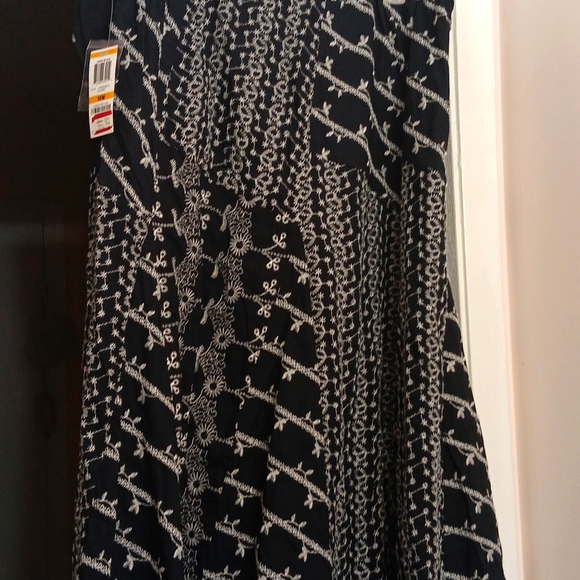 JM Collection | Skirts | Black White Embroidered Skirt | Poshmark